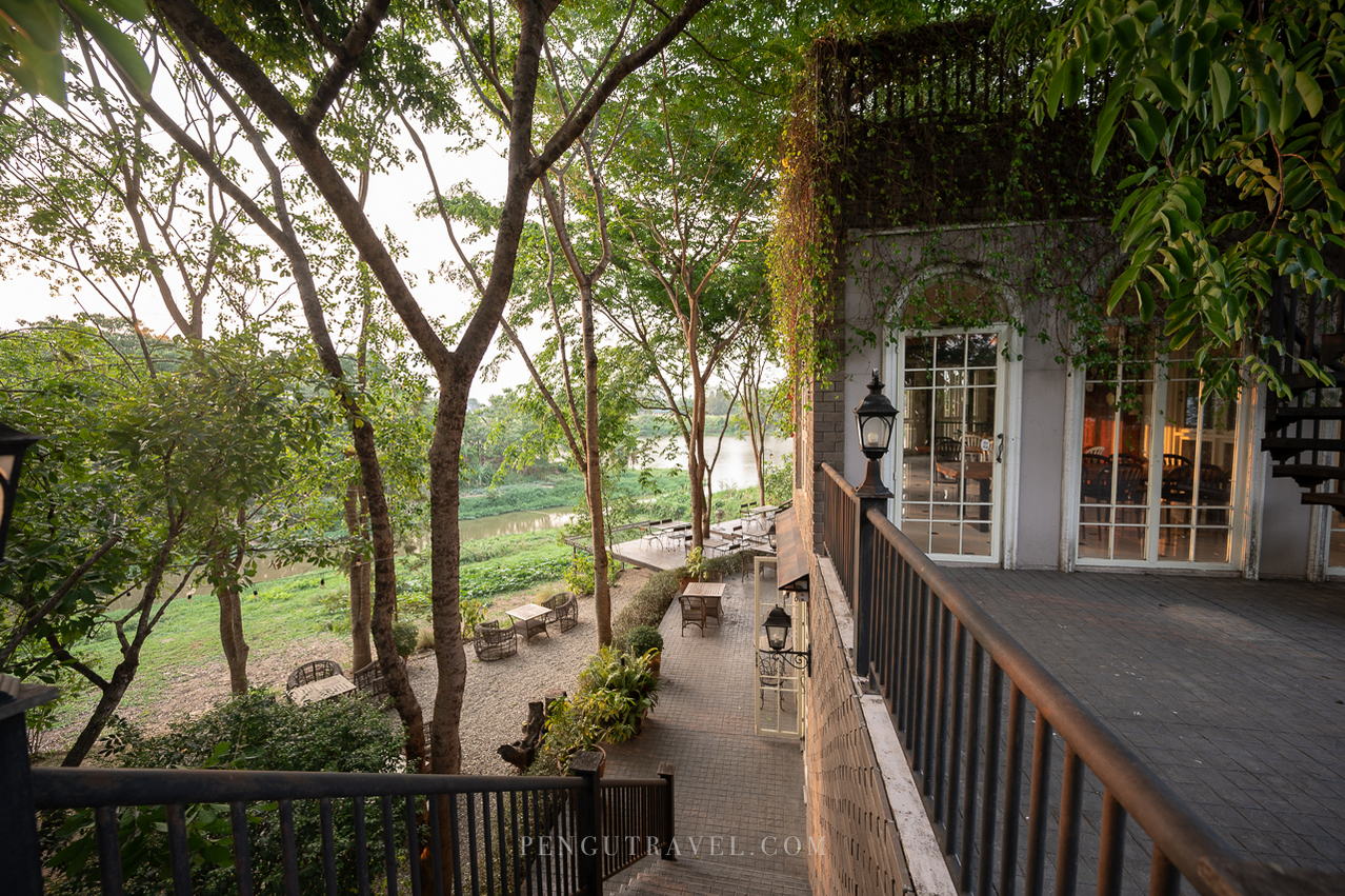 【泰國】清萊咖啡廳。Melt in your Mouth – 網床悠閒賞河景，童話般的鄉村風餐廳